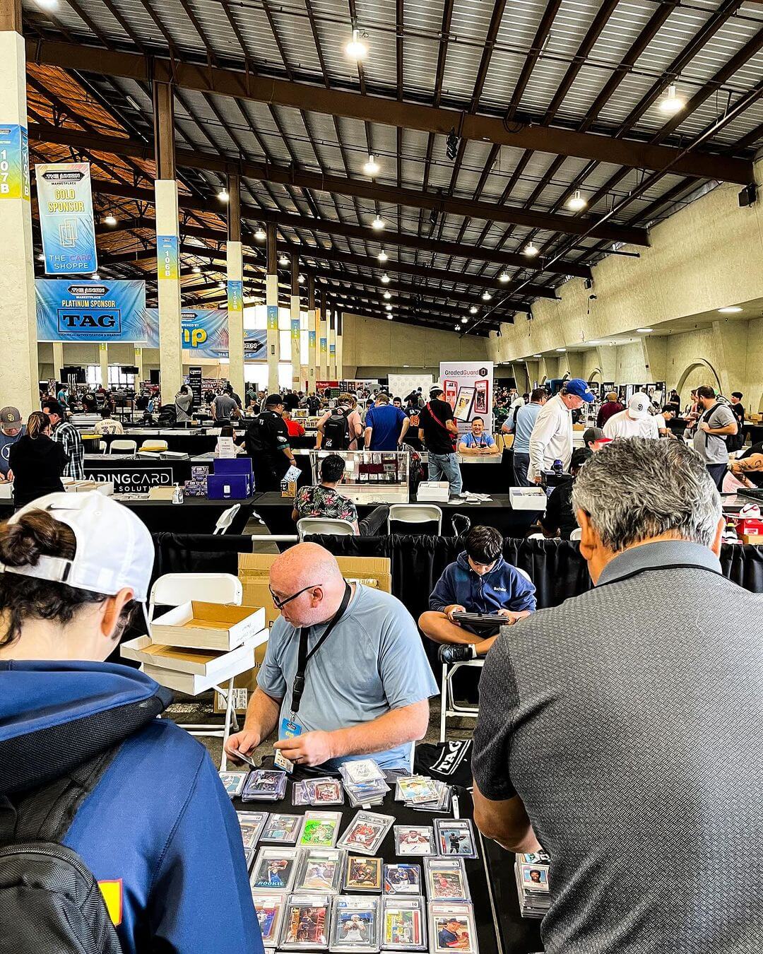 The best sports card shops in San Diego, period. - Rorz Cards